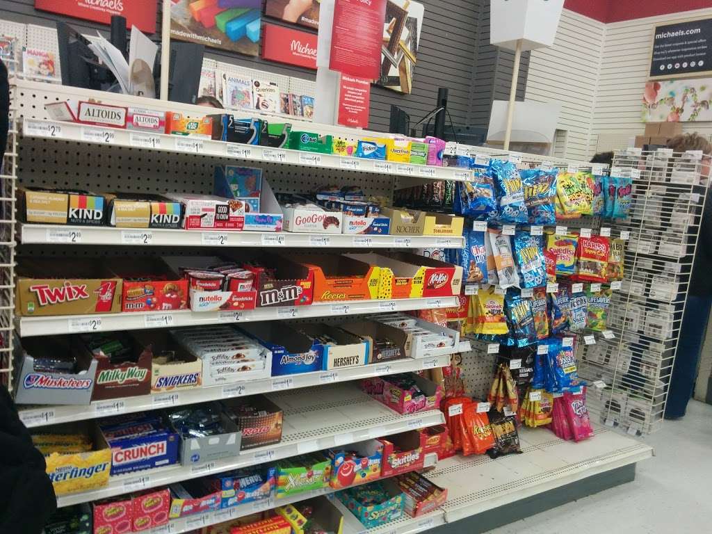 Michaels - 3080 Brandywine Pkwy, Wilmington, DE 19803 - Hours ...