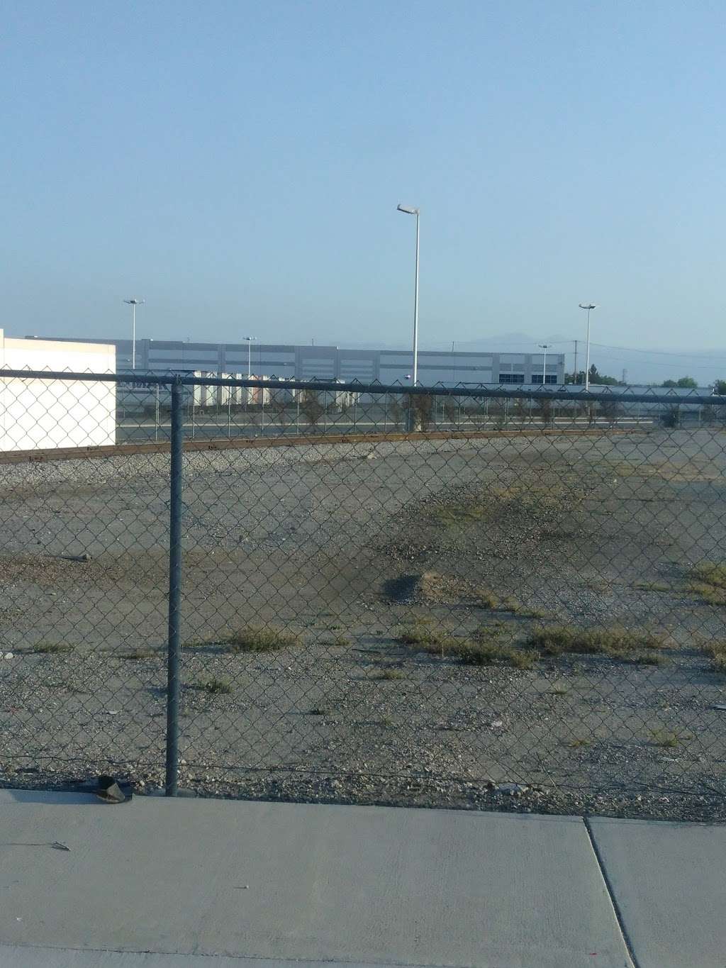 Walmart Distribution Center - 13550 Valley Blvd, Fontana, CA 92335 ...