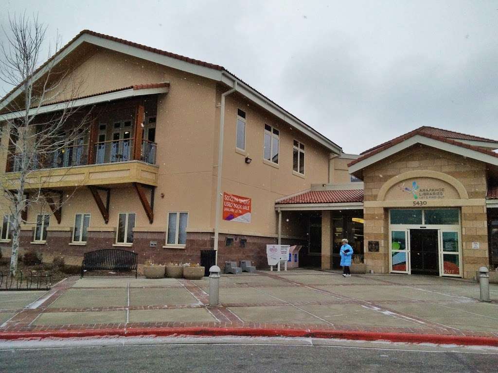 Smoky Hill Library (Arapahoe Libraries) in 5430 S Biscay Cir ...