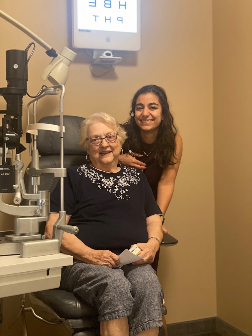Horizon Eye Specialists & Lasik Center - 18325 N Allied Way Suite 100 ...