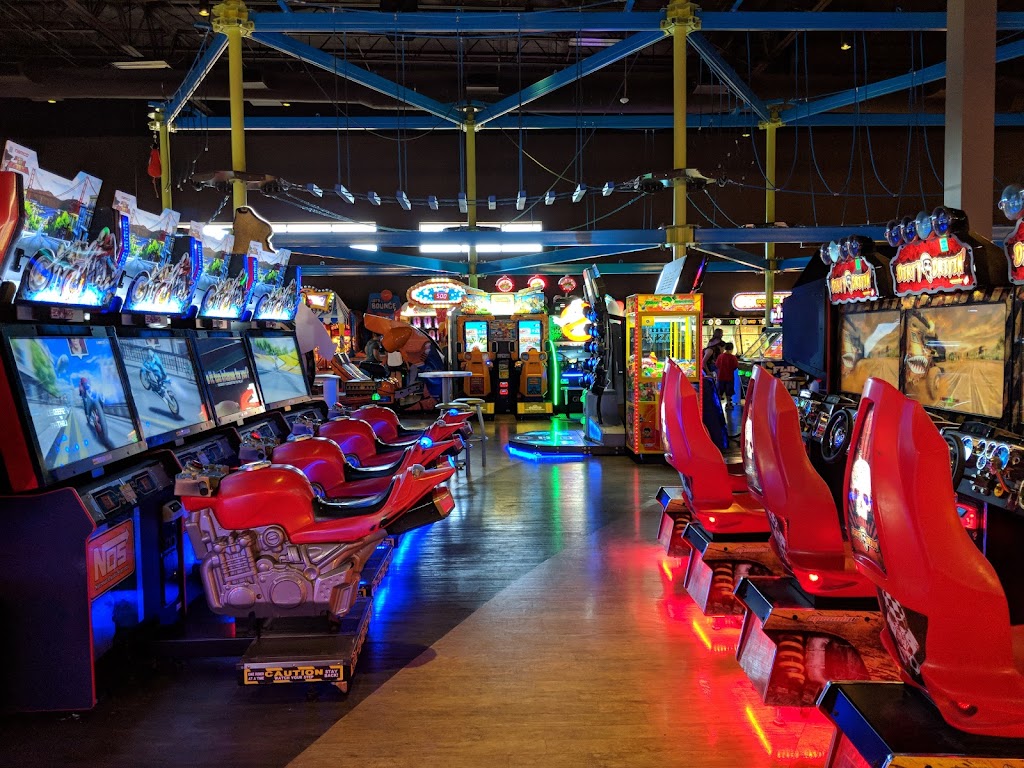 Main Event Tempe in 8545 S Emerald Dr, Tempe, AZ 85284, USA