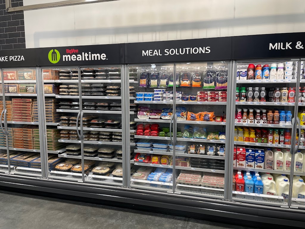 Hy-Vee Fast & Fresh - 20410 George B. Lake Pkwy, Elkhorn, NE 68022 - Hours, Directions, Reviews