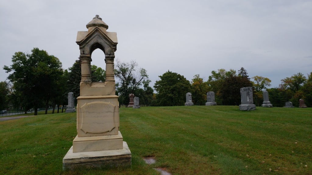 Elmhurst Cemetery - 1510 Dale St N, St Paul, MN 55117