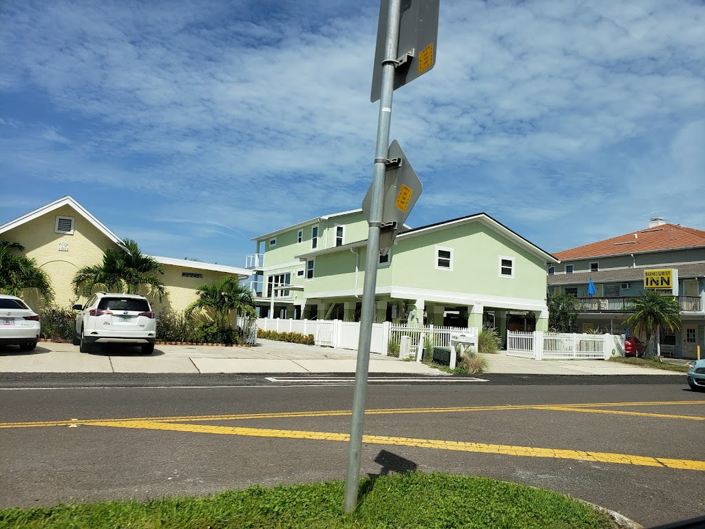 Sun Burst Inn, 19204 Gulf Blvd, Indian Shores, FL 33785