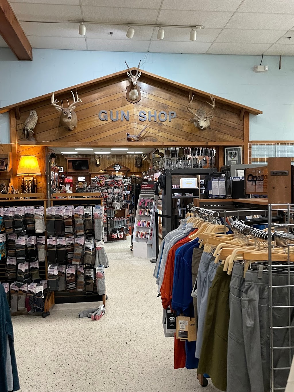 Bill Jackson's Shop For Adventure - 9501 US Hwy 19 N, Pinellas Park, FL ...