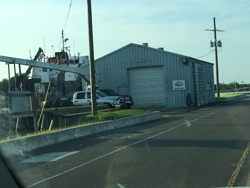 Cheramie Marine Repair Shop - 2211 N Bayou Dr, Golden Meadow, LA 70357 ...