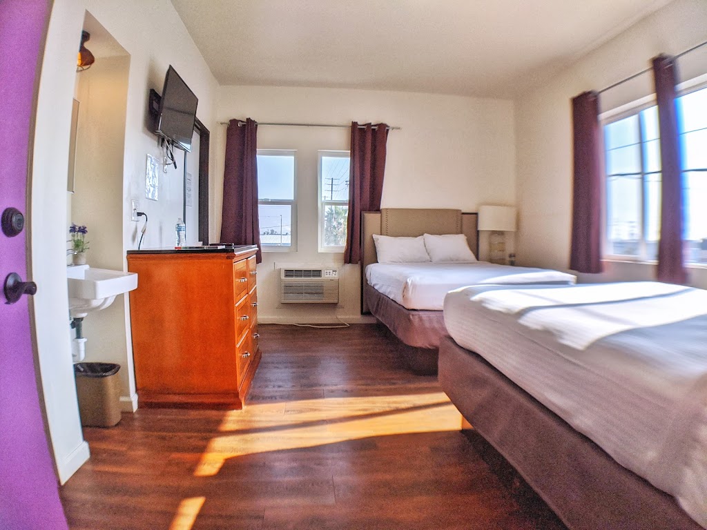 Anchor Pointe Inn - 111 E C St, Wilmington, CA 90744, USA - BusinessYab