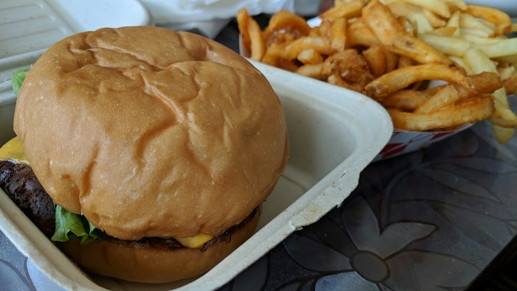 Beeps Burgers - 3690 Blackhawk Plaza Cir, Blackhawk, CA 94506, USA ...