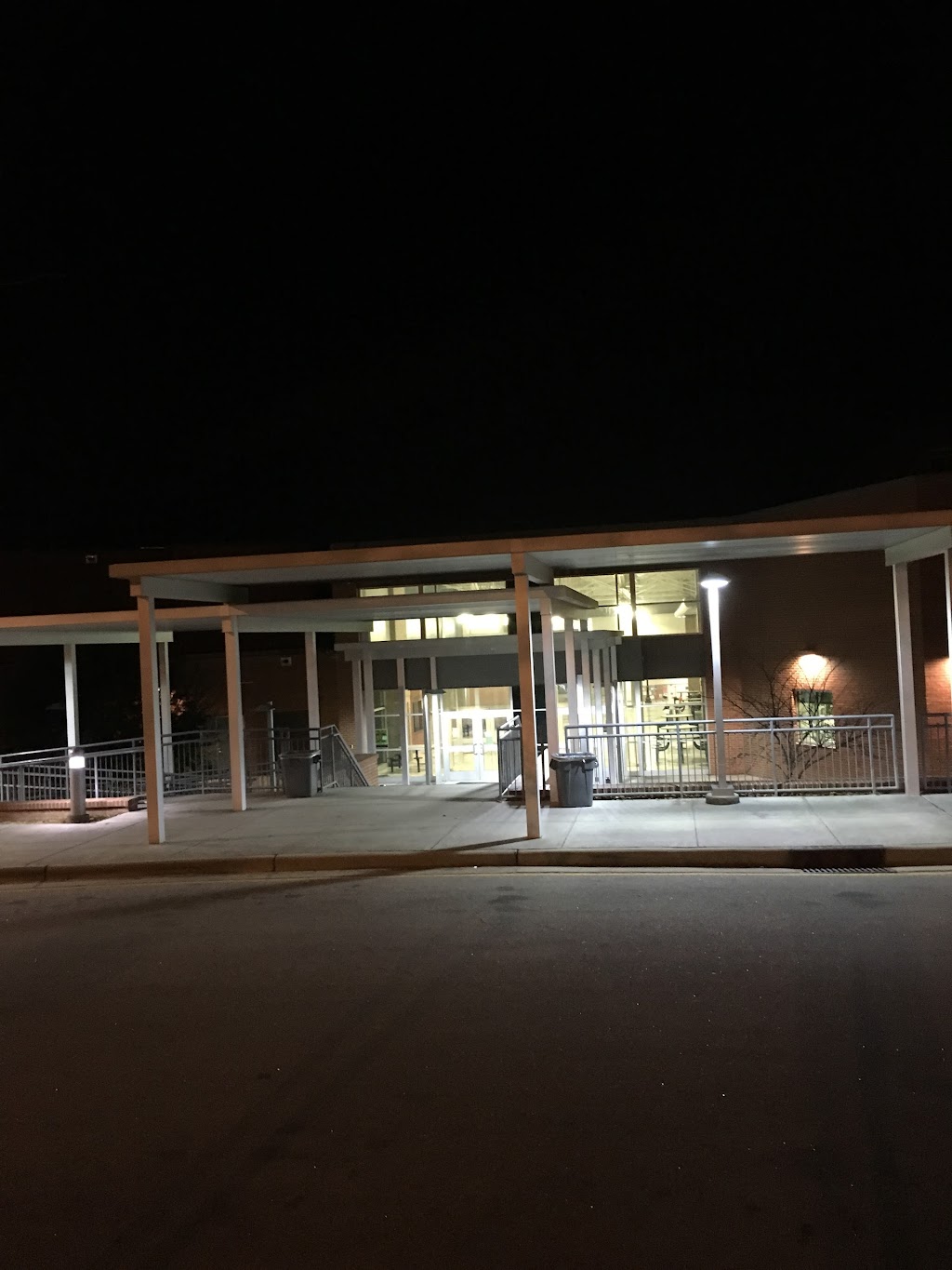 Wake Forest High School - 420 W Stadium Ave, Wake Forest, NC 27587