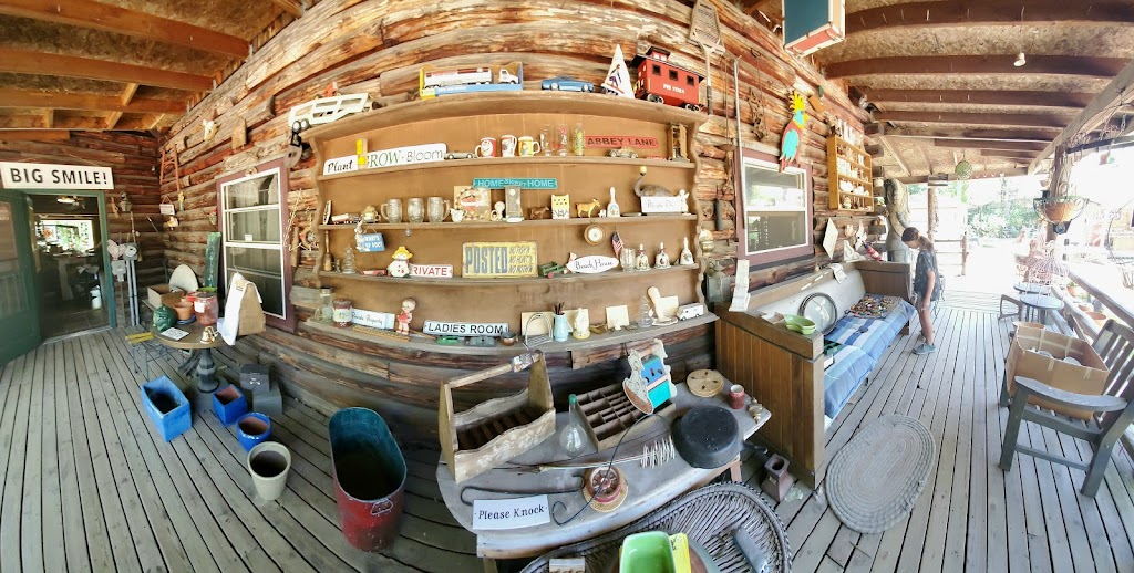 Hot Sam's Antiques, 22820 Pillsbury Ave, Lakeville, MN 55044, USA