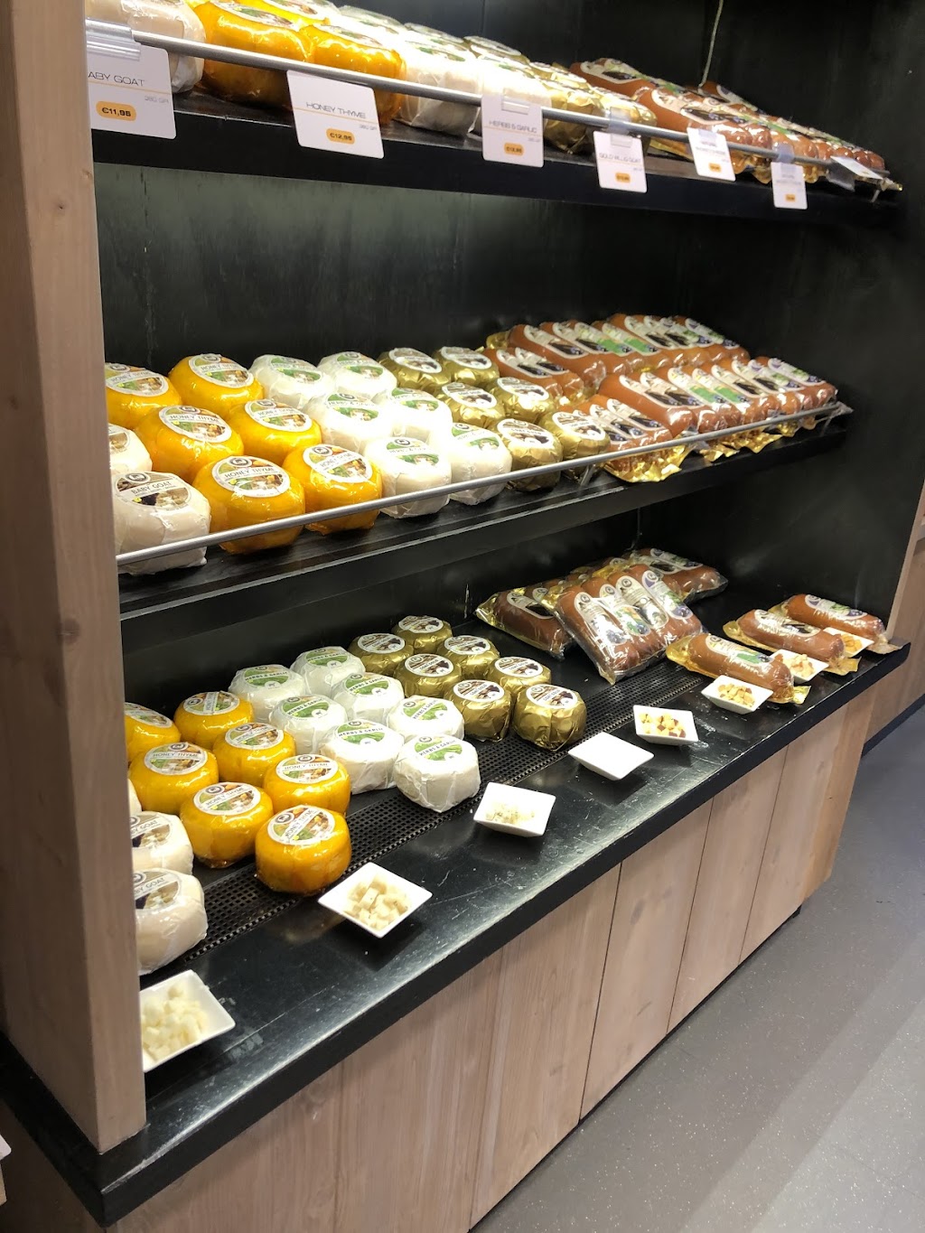 Cheese & More by Henri Willig, Dam - Nieuwendijk 226, 1012 MX Amsterdam ...