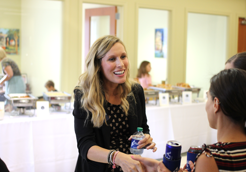 Fidelity Bank, 5700 Creedmoor Rd, Raleigh, NC 27612