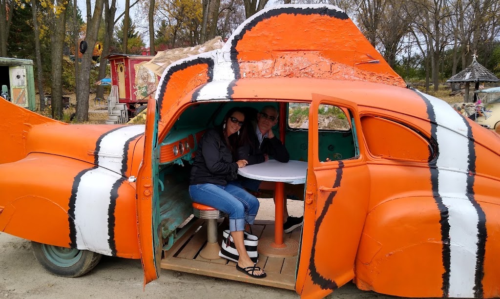 Hot Sam's Antiques, 22820 Pillsbury Ave, Lakeville, MN 55044, USA