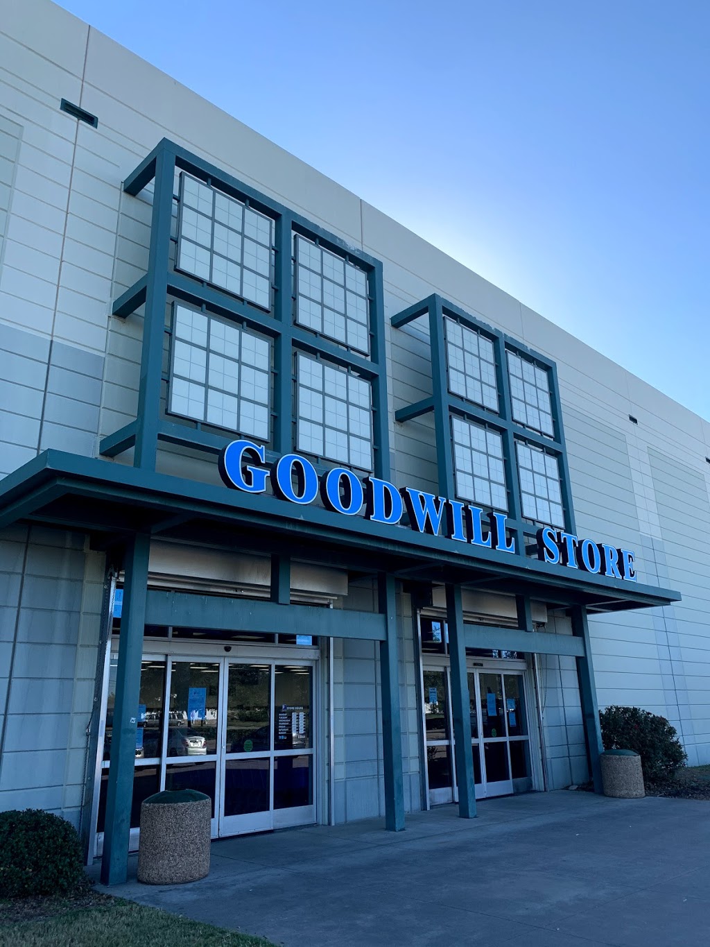 Goodwill Store - 3020 N Westmoreland Rd b, Dallas, TX 75212 - Hours ...