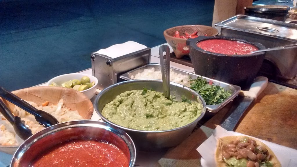 Tacos Mago El huevon - v. Rampa Quetzalcoatl 7103-7114, Colinas de ...