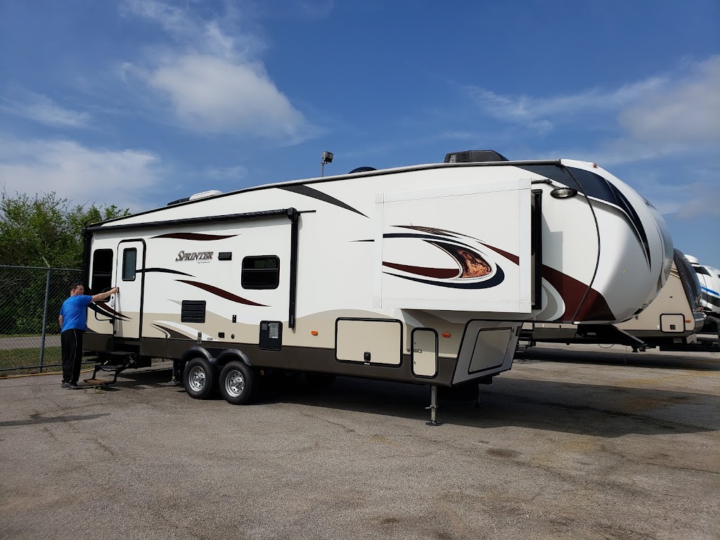 Ron Hoover RV & Marine of Tulsa - 24655 U.S. Rte 66, Claremore, OK ...