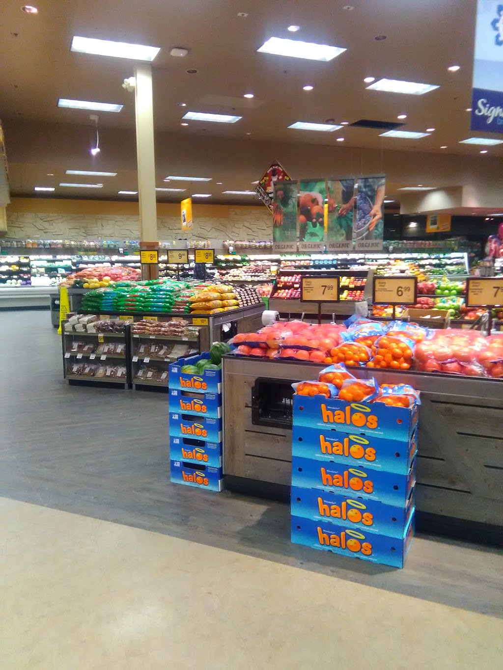 Carrs, 5600 DeBarr Rd, Anchorage, AK 99504